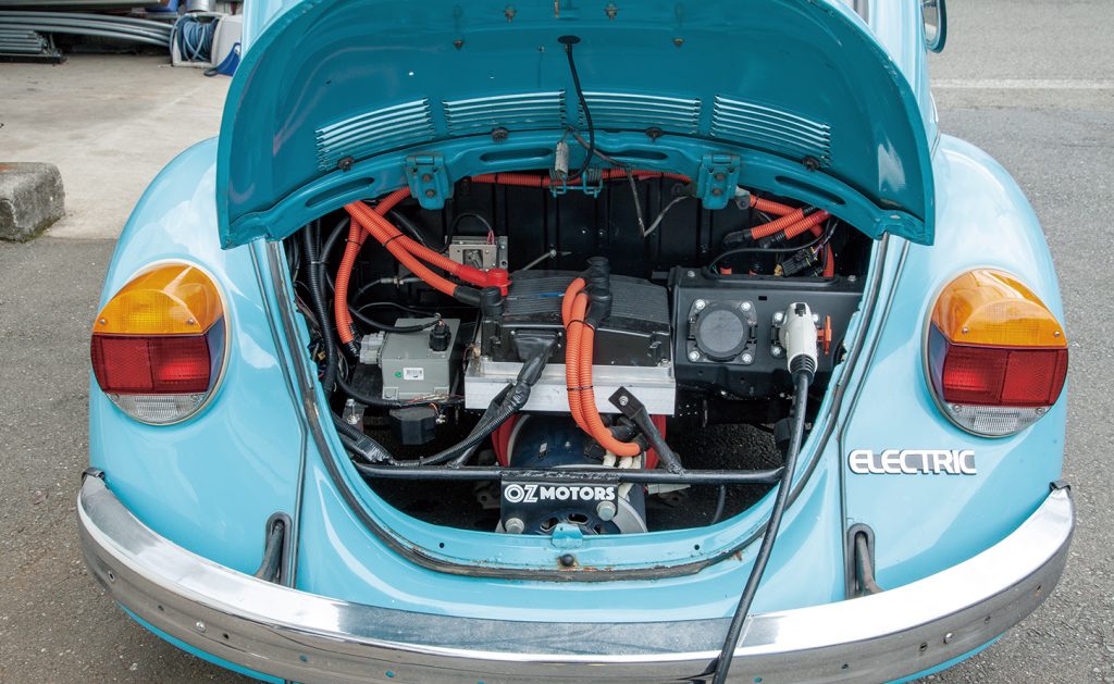 クラシックカーを未来につなぐ、コンバートEVという選択 | PLUGO JOURNAL